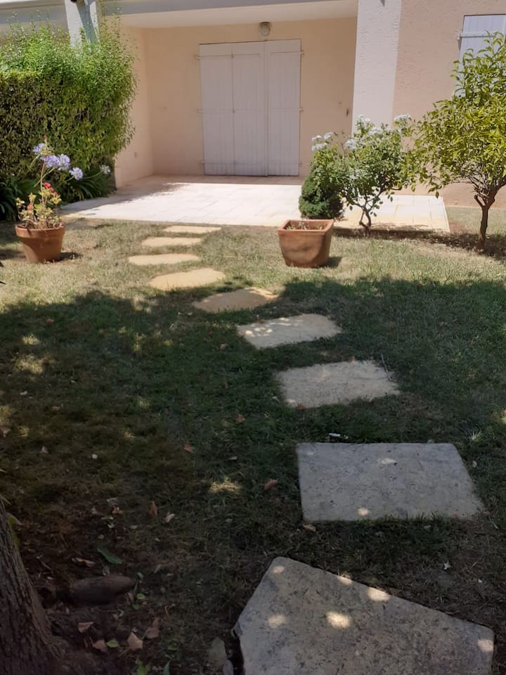 Appart Jardin Mer Rdc Cogolin - Gassin