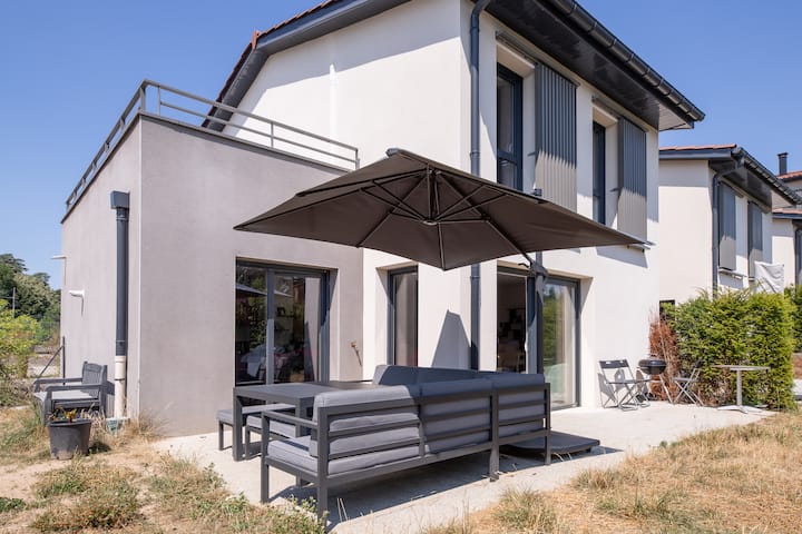 Maison Familiale Avec Jardin - St-foy-lès-lyon - Lyon