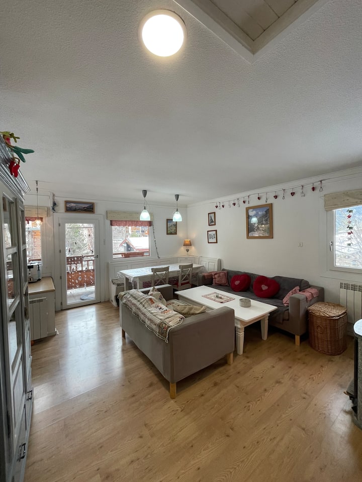Chalet Anémone : Familial Et Au Pied Des Pistes - Aussois