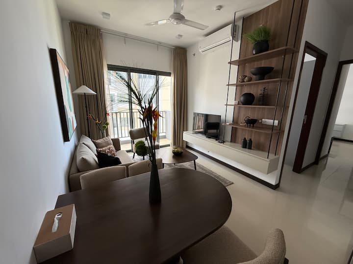 Luxury 2 Bed 2 Bath At Trizen By Resident Villas - Colombo