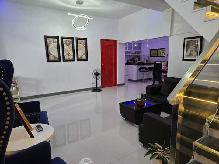 Amores Residence "Airconditioned" - Valenzuela