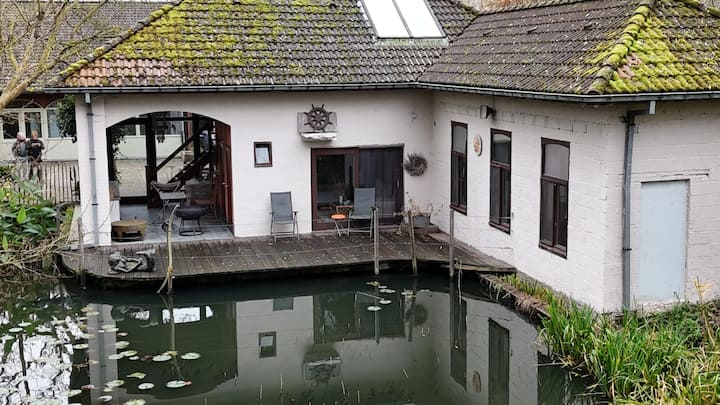 Port Of Refuge 2 - Sea Horse Room - Zottegem