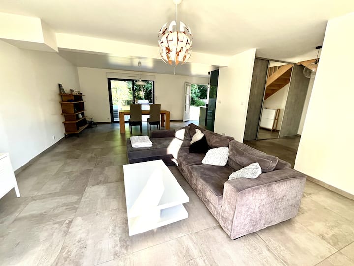 Maison Familiale Avec Jardin - Nemours