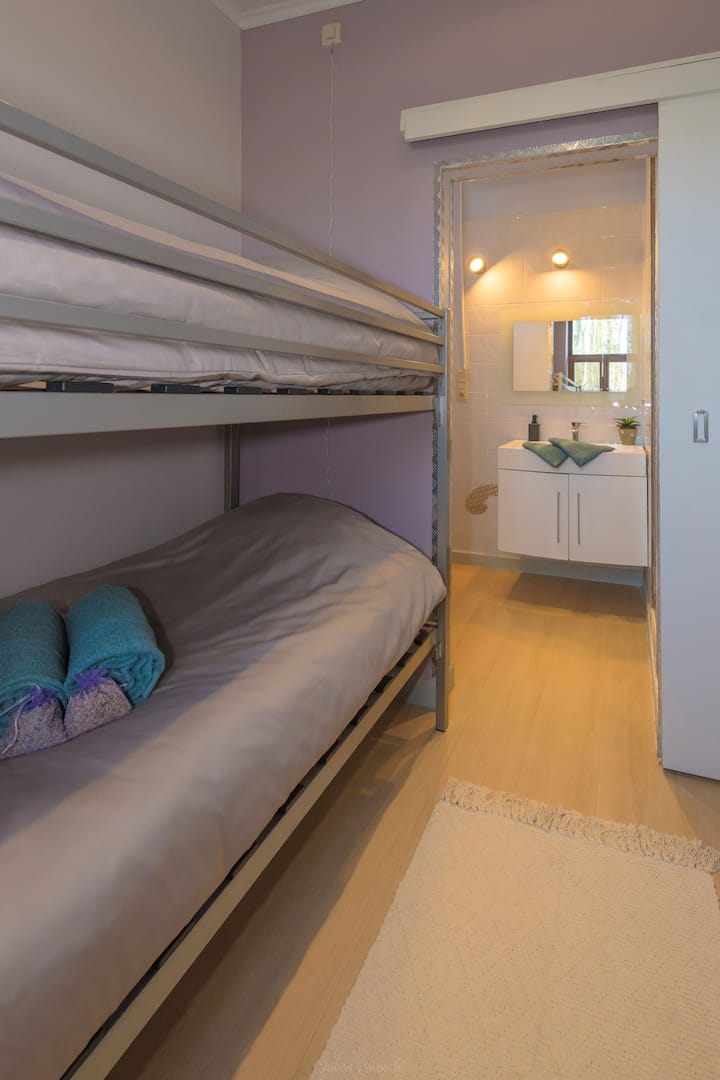 Port Of Refuge - Sea Star Room - Brakel