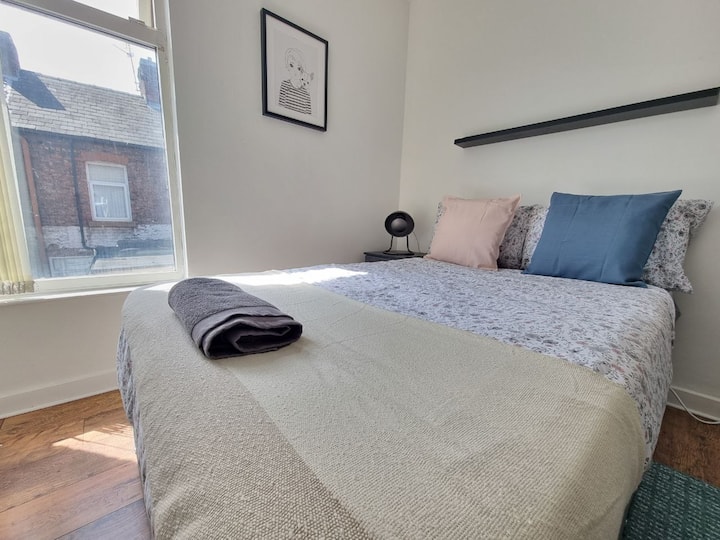 Amazing Double Room In Shared Space At Dane St. - Liverpool