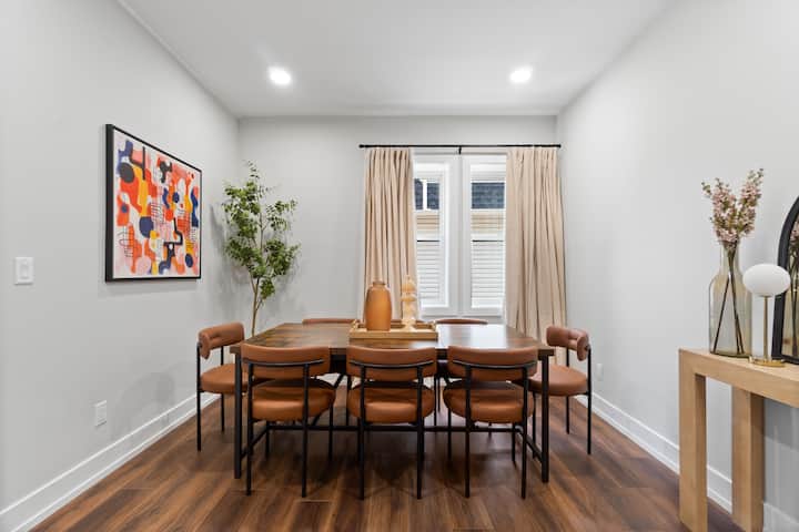 Nyc Edge Triplex Full House | Parking & Near Shops - Manhattan, NY