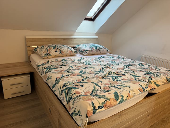 Udoben Apartma V Drugi Etaži - Kranj