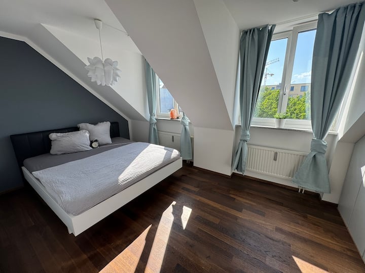 Penthouse In Schwabing An Pinakotheken Mit Balkon - Múnich