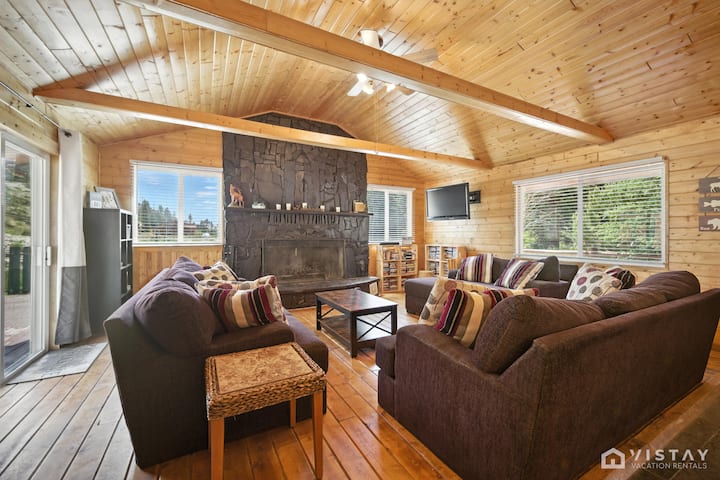 Stunning Log Cabin Close To Panguitch Lake - Utah