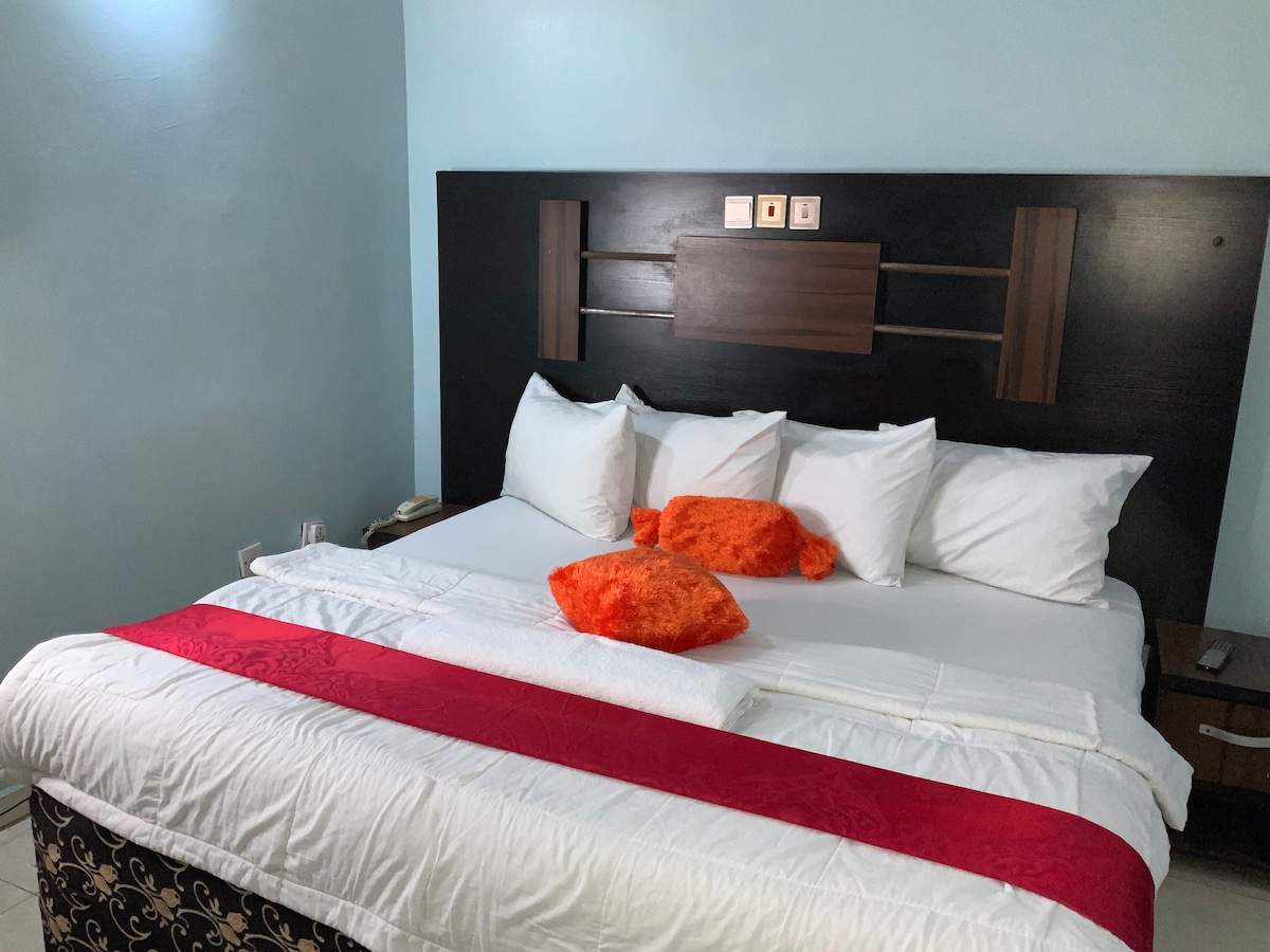 Senator’s Suites & Towers Hotel - Hotels zur Miete in Ojodu Berger ...