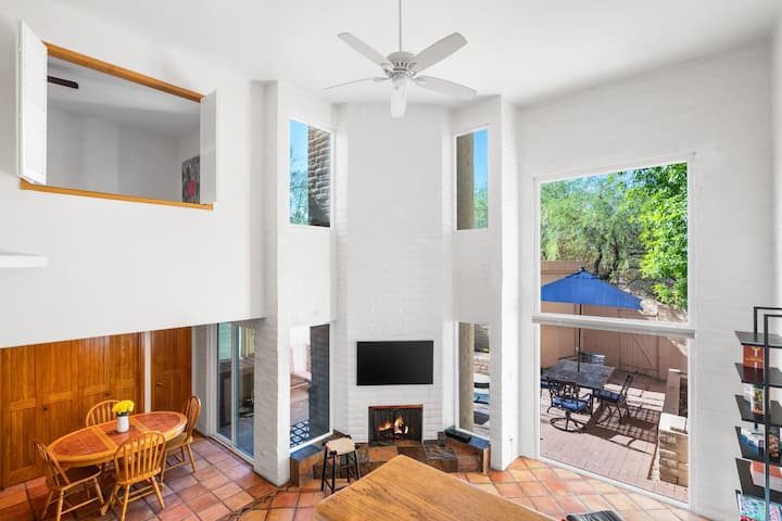 Bike & Unwind-loop Access W/ Pool & Spa - Tucson, AZ