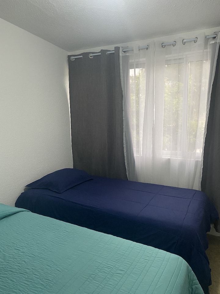 Atlanta. 3 Recámaras.  2 Baños. Estacionamiento. - Cuautitlán Izcalli