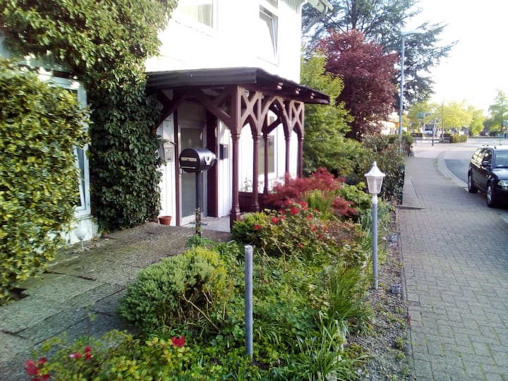 Wohnung Mit Kleiner Terrasse - 伯根