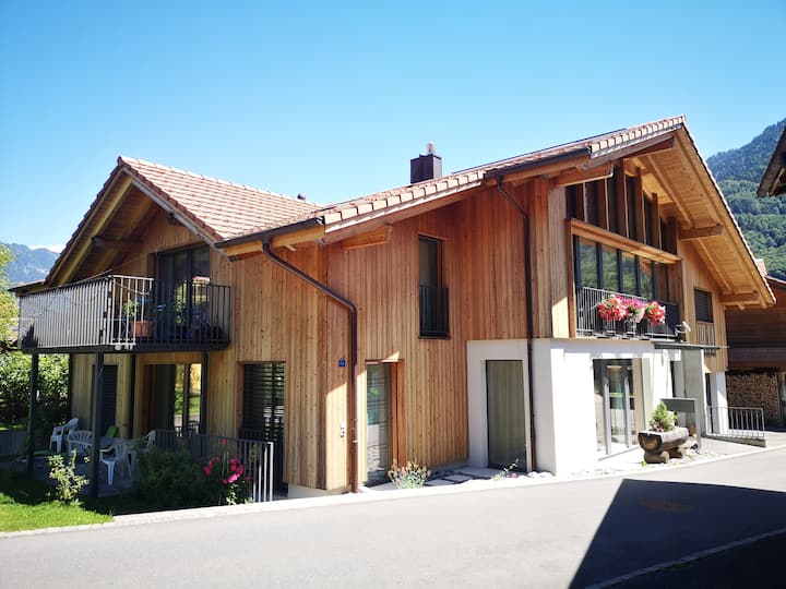 Chalet Lilly, Modern Home, Interlaken Wilderswil - Wilderswil