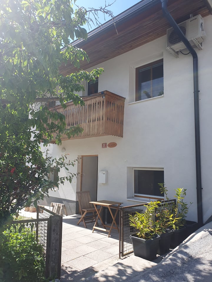 Alpine Village Apartment - 2 Km From Lake Bled - Bled
