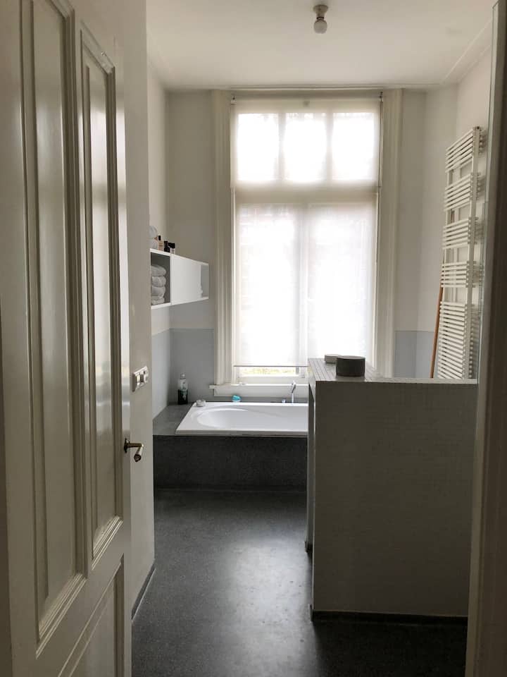 Amstel River & Garden View - Amsterdam