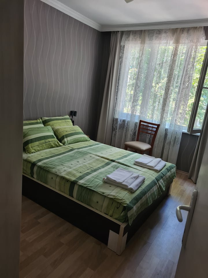 Апартамент за гости ВЕСЕЛА - Burgas