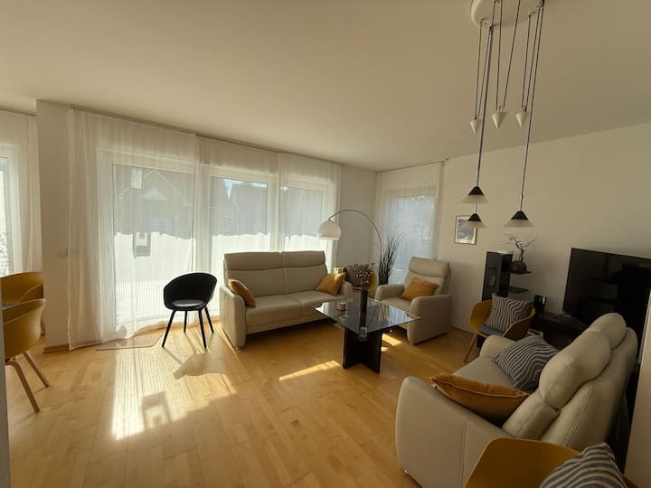 Großes Ferienhaus In Berlin-biesdorf - Berlin