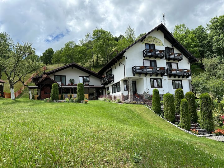 Casa De Pe Deal Bran - Bran