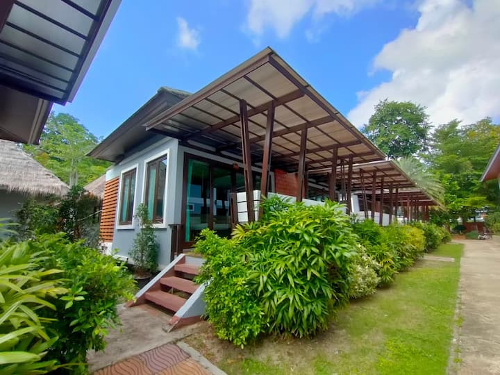 Bungalow In Phi Phi Island - Ko Phi Phi Don