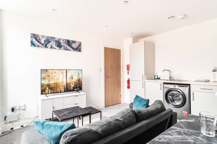 Preston City Centre Apartment | Free Parking - Preston