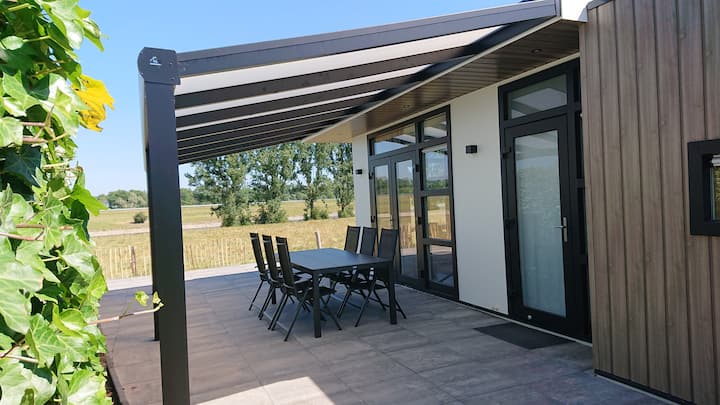 Cube Ijsselzicht - Arnhem