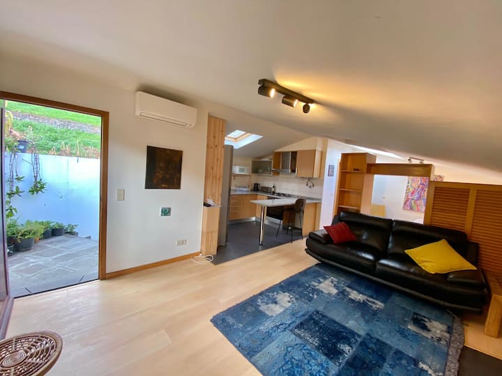 Cozy Studio & Patio In Funchal - Funchal