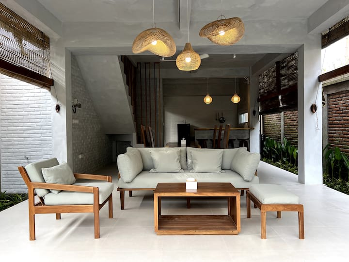 Two-bedroom Tropical Loft In Uluwatu By Casa Wira - Jimbaran