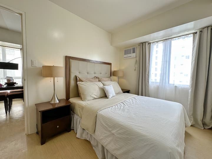 1bedroom Corner Condo Unit It Park Cebu - Cebu City