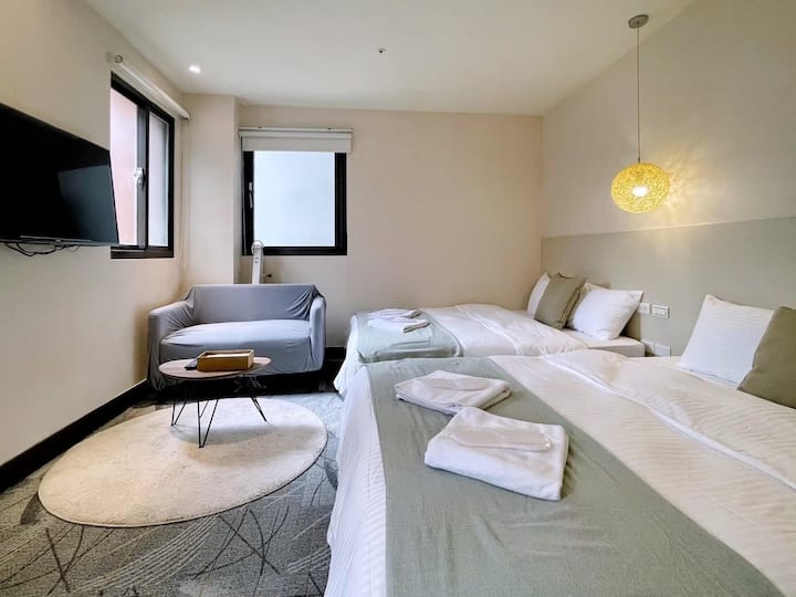 Dreamy Couple Quad Room｜ximen Mrt Station 302 - 公館