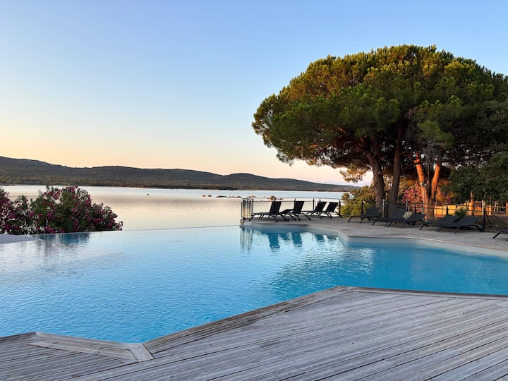 Superbe T2 Les Pieds Dans L'eau - Figari