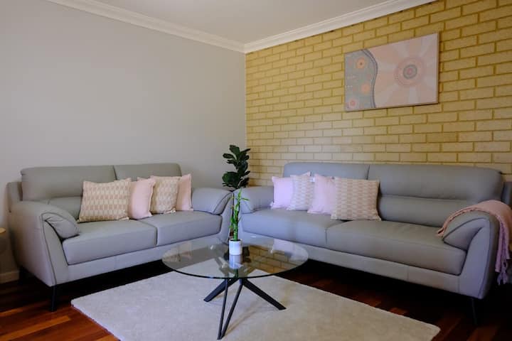 Pan House By Swan Bnb Management - Mount Pleasant