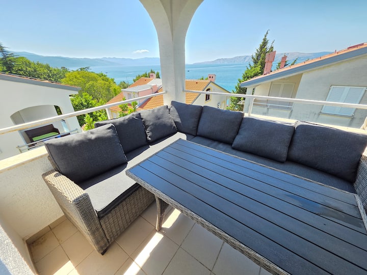 Mira Apartment 70m From Beach - Novi Vinodolski