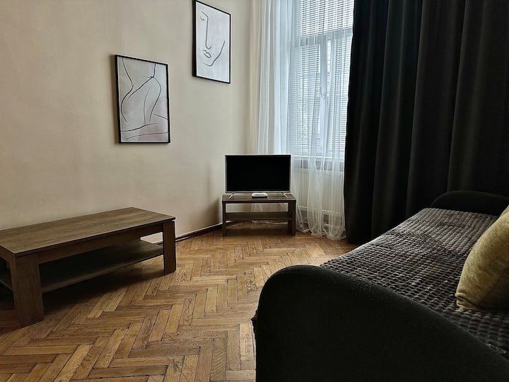 Philharmonic Square 2-bedroom Apartment - Ukraine
