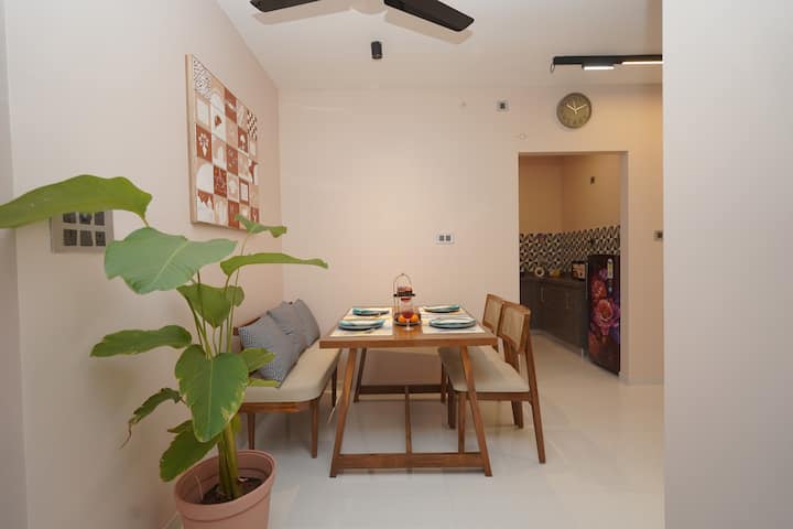 Peach Pink 2bhk@pune Airport - 푸네
