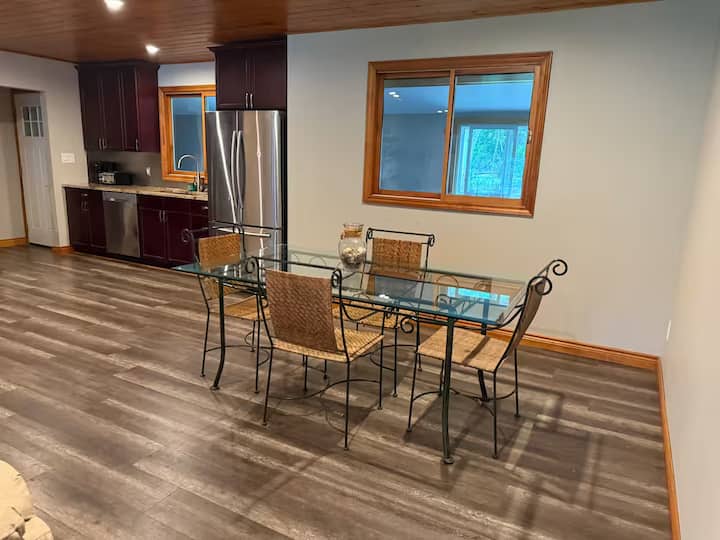 Serenity Shores Cottage - Bracebridge