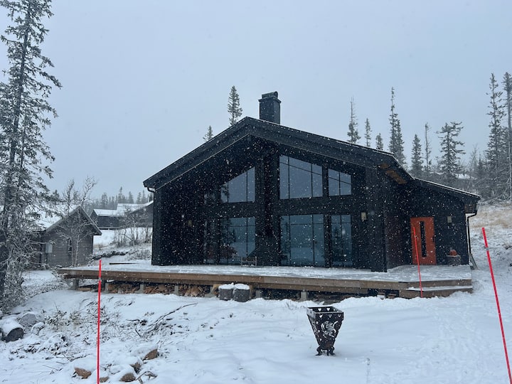 Nybyggd Lyxig 12 Bäddars Stuga I Storhogna - Sweden