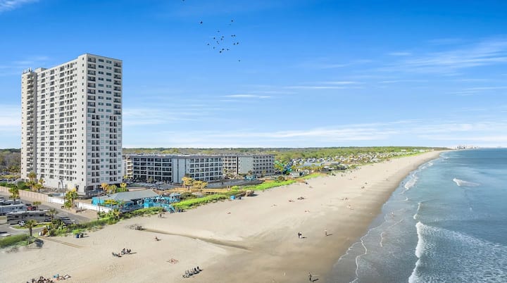 Oceanview 2-bed 2-bath Condo @ Myrtle Beach Resort - Surfside Beach, SC
