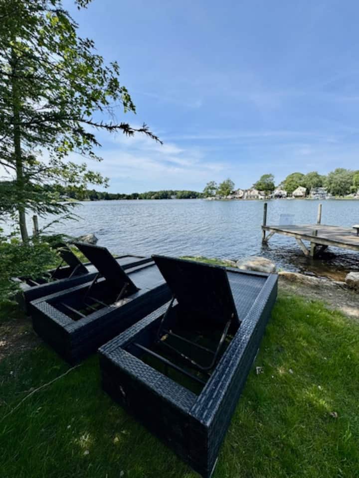 Wolcott Lakefront Escape - Waterbury, CT