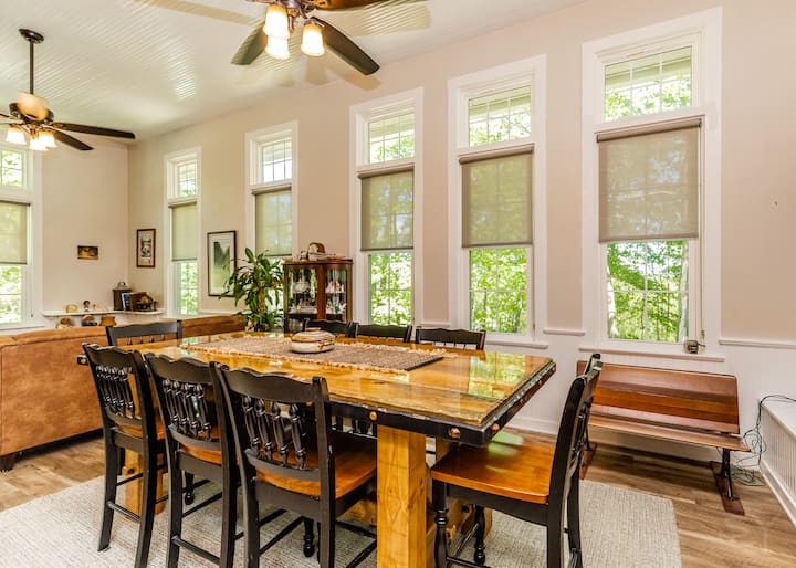 Devil's Lake Schoolhouse - Baraboo, WI