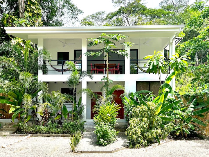 2 Br |Cold Plunge & Pool |Starlink |2 Min To Beach - Costa Rica