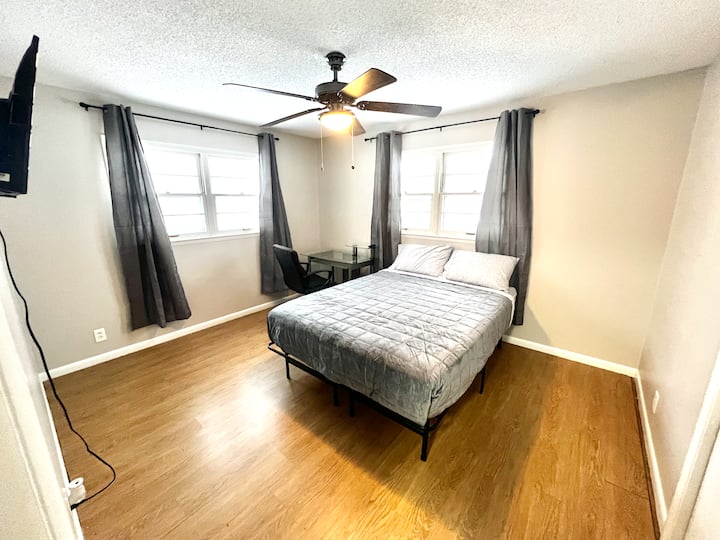 Bedroom Two - Kansas City, MO