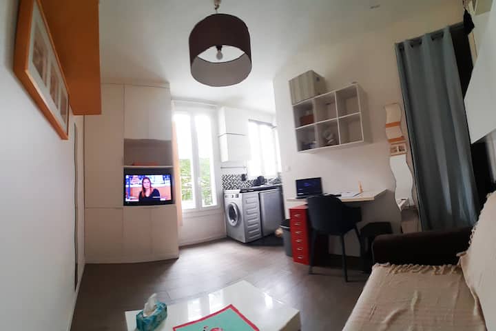 Studio Agréable Près De Paris - Romainville