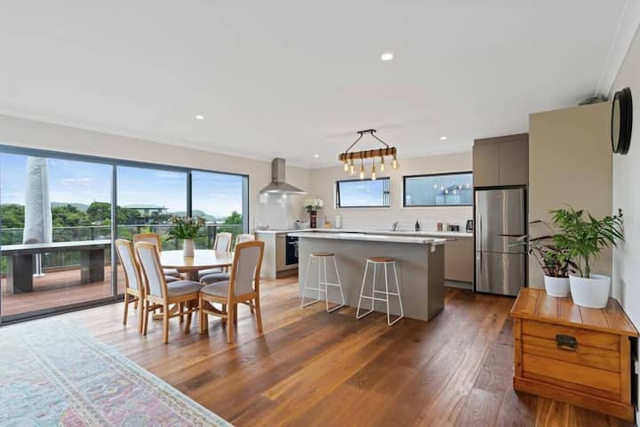 The Look Out-majestic Views - Mangawhai