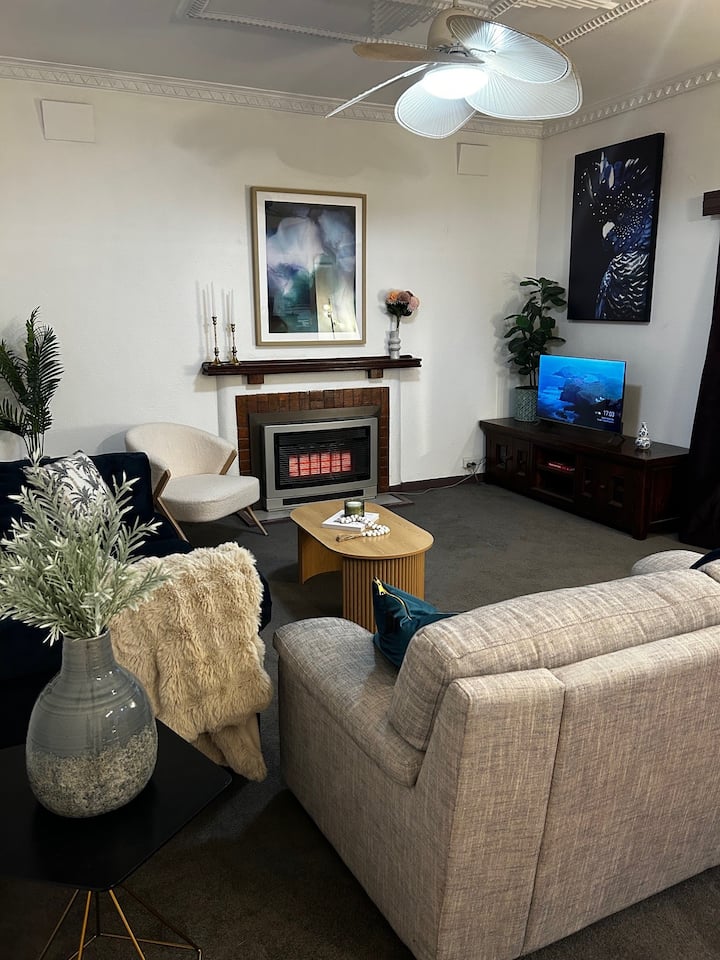 Red Brick Retreat - Albury