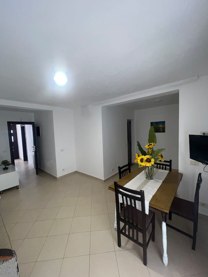 Room 114 - Velipojë