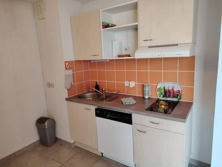 Magnifique T2 A Perpignan, Parking & Gare à 5 Min - Rivesaltes