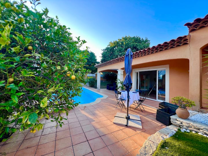 Maison Provençale Avec Piscine - Le Pradet