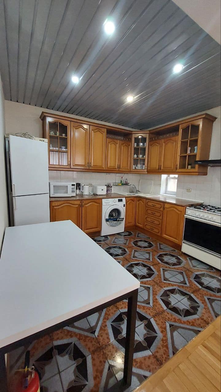 5-room Apt In The Very Center - Uzbekistan
