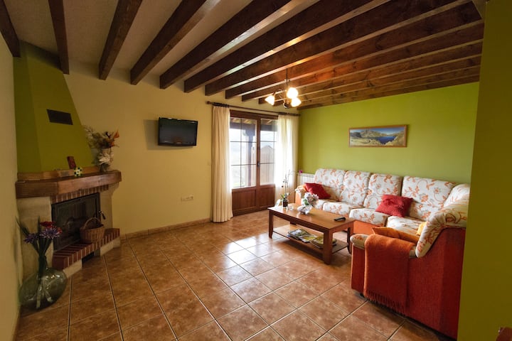 Casa Los Cantores 1 - Nava